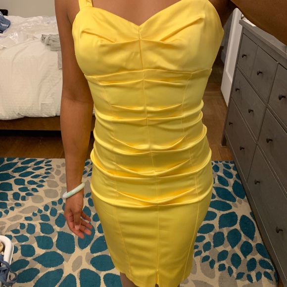 Cache | Dresses | Gorgeous Cache Yellow Midi Dress | Poshmark